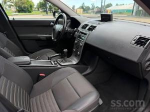 Blue Volvo V50 2009 in Riga, with an engine capacity of 1.60 L and mileage of 249 thousand km for 1990 €, photo 15 on AUTOMOTO.COM.LV