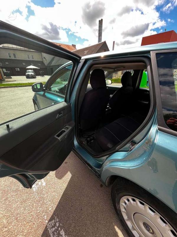 Blue Volvo V50 2009 in Kursenai, with an engine capacity of 1.56 L and mileage of 254 thousand km for 3200 €, photo 4 on AUTOMOTO.COM.LV