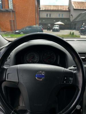 Blue Volvo V50 2009 in Kursenai, with an engine capacity of 1.56 L and mileage of 254 thousand km for 3200 €, photo 5 on AUTOMOTO.COM.LV