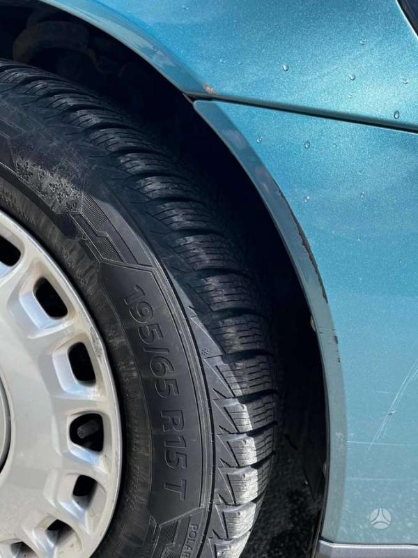 Blue Volvo V50 2009 in Kursenai, with an engine capacity of 1.56 L and mileage of 254 thousand km for 3200 €, photo 9 on AUTOMOTO.COM.LV