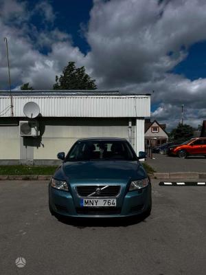 Blue Volvo V50 2009 in Kursenai, with an engine capacity of 1.56 L and mileage of 254 thousand km for 3200 €, photo 13 on AUTOMOTO.COM.LV