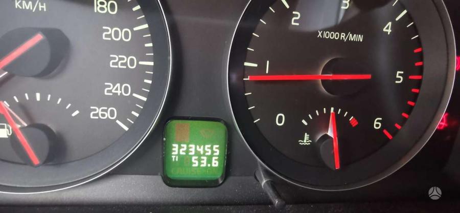 Blue Volvo V50 2009 in Kaunas, with an engine capacity of 2.00 L and mileage of 323 thousand km for 1499 €, photo 20 on AUTOMOTO.COM.LV