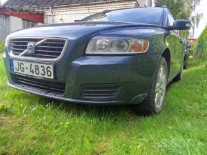 Zils Volvo V50 2009 Bauska, ar dzinēja tilpumu 1.60 L un nobraukumu 250 tūkst. km par 2000 €, foto  vietnē AUTOMOTO.COM.LV