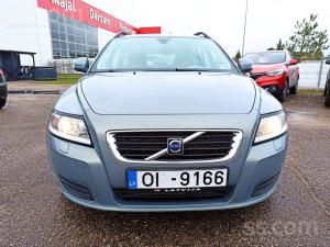 Zils Volvo V50 2009 Daugavpils, ar dzinēja tilpumu 1.60 L un nobraukumu 0 tūkst. km par 2700 €, foto 4 vietnē AUTOMOTO.COM.LV