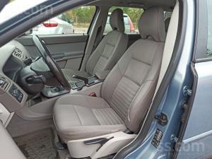 Zils Volvo V50 2009 Daugavpils, ar dzinēja tilpumu 1.60 L un nobraukumu 0 tūkst. km par 2700 €, foto 12 vietnē AUTOMOTO.COM.LV