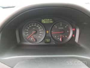 Zils Volvo V50 2009 Daugavpils, ar dzinēja tilpumu 1.60 L un nobraukumu 0 tūkst. km par 2700 €, foto 18 vietnē AUTOMOTO.COM.LV
