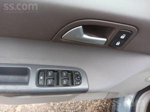 Zils Volvo V50 2009 Daugavpils, ar dzinēja tilpumu 1.60 L un nobraukumu 0 tūkst. km par 2700 €, foto 19 vietnē AUTOMOTO.COM.LV