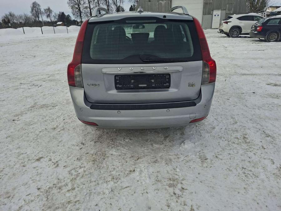 Blue Volvo V50 2010 in Pasvalys, with an engine capacity of 1.56 L and mileage of 203 thousand km for 3200 €, photo 5 on AUTOMOTO.COM.LV