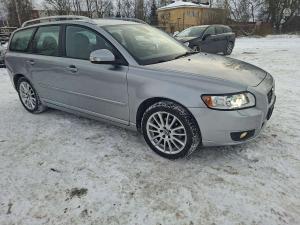 Blue Volvo V50 2010 in Pasvalys, with an engine capacity of 1.56 L and mileage of 203 thousand km for 3200 €, photo 9 on AUTOMOTO.COM.LV
