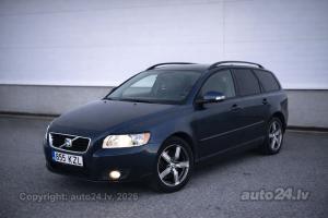 Blue Volvo V50 2010 in Valga, with an engine capacity of 2.00 L and mileage of 264 thousand km for 1700 €, photo  on AUTOMOTO.COM.LV