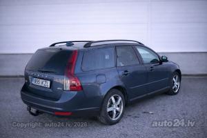 Blue Volvo V50 2010 in Valga, with an engine capacity of 2.00 L and mileage of 264 thousand km for 1700 €, photo 6 on AUTOMOTO.COM.LV