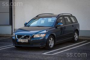 Blue Volvo V50 2010 in Riga, with an engine capacity of 1.60 L and mileage of 281 thousand km for 2990 €, photo  on AUTOMOTO.COM.LV
