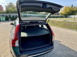Blue Volvo V50 2011 in Ludza, with an engine capacity of 1.60 L and mileage of 0 thousand km for 4580 €, photo 18 on AUTOMOTO.COM.LV