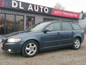 Zils Volvo V50 2011 Valmiera, ar dzinēja tilpumu 1.60 L un nobraukumu 0 tūkst. km par 3950 €, foto 20 vietnē AUTOMOTO.COM.LV