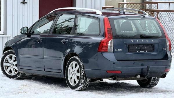 Zils Volvo V50 2011 Ukmergė, ar dzinēja tilpumu 1.98 L un nobraukumu 282 tūkst. km par 3500 €, foto 4 vietnē AUTOMOTO.COM.LV