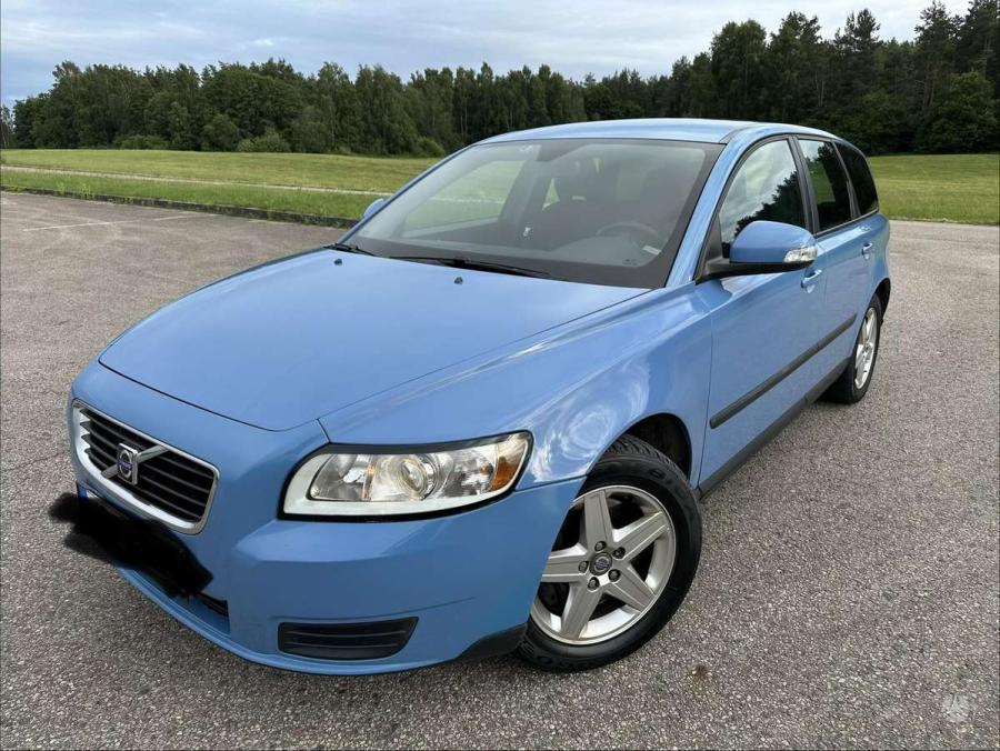 Blue Volvo V50 2011 in Elektrenai, with an engine capacity of 2.00 L and mileage of 212 thousand km for 2375 €, photo 7 on AUTOMOTO.COM.LV
