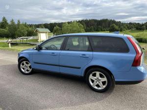 Blue Volvo V50 2011 in Elektrenai, with an engine capacity of 2.00 L and mileage of 212 thousand km for 2375 €, photo 16 on AUTOMOTO.COM.LV