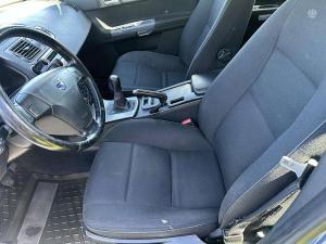 Blue Volvo V50 2011 in Elektrenai, with an engine capacity of 2.00 L and mileage of 212 thousand km for 2375 €, photo 17 on AUTOMOTO.COM.LV