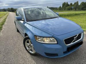 Blue Volvo V50 2011 in Elektrenai, with an engine capacity of 2.00 L and mileage of 212 thousand km for 2375 €, photo 26 on AUTOMOTO.COM.LV