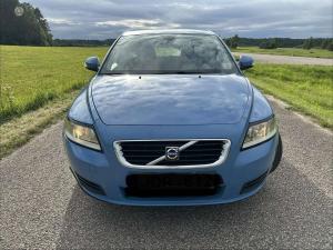 Blue Volvo V50 2011 in Elektrenai, with an engine capacity of 2.00 L and mileage of 212 thousand km for 2375 €, photo 31 on AUTOMOTO.COM.LV