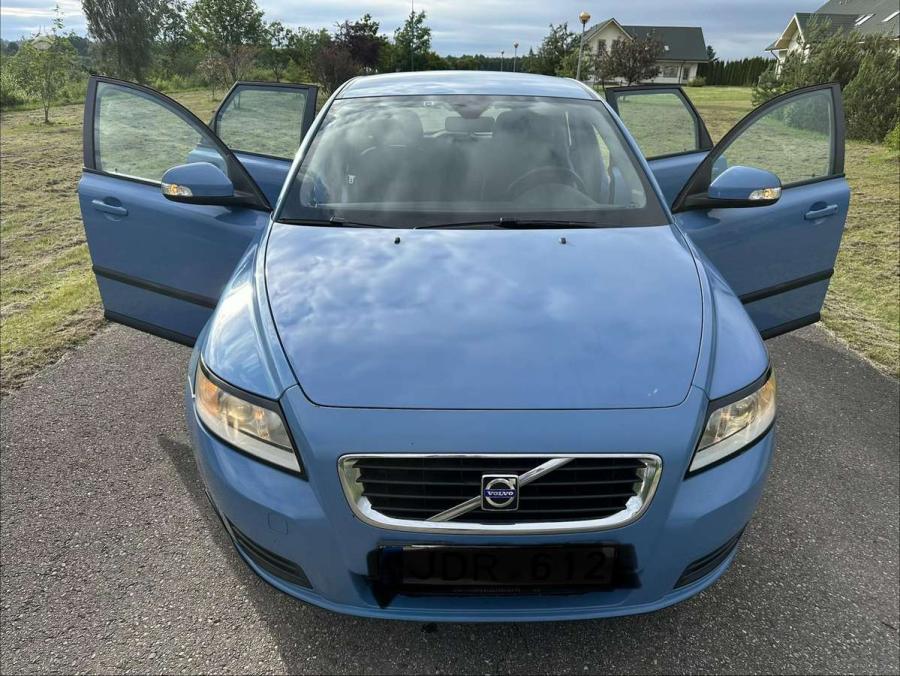 Zils Volvo V50 2011 Kaišiadorys, ar dzinēja tilpumu 2.00 L un nobraukumu 212 tūkst. km par 2275 €, foto 11 vietnē AUTOMOTO.COM.LV