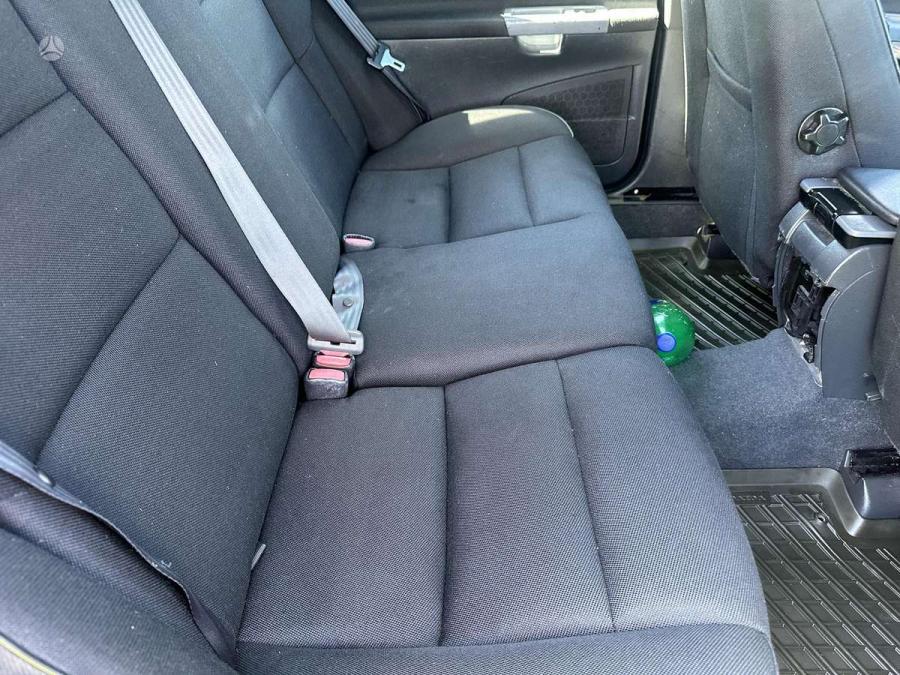 Zils Volvo V50 2011 Kaišiadorys, ar dzinēja tilpumu 2.00 L un nobraukumu 212 tūkst. km par 2275 €, foto 23 vietnē AUTOMOTO.COM.LV