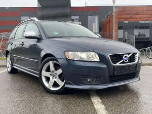 Zils Volvo V50 2011 Viļņa, ar dzinēja tilpumu 1.60 L un nobraukumu 364 tūkst. km par 3450 €, foto  vietnē AUTOMOTO.COM.LV