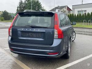 Zils Volvo V50 2011 Viļņa, ar dzinēja tilpumu 1.60 L un nobraukumu 364 tūkst. km par 3450 €, foto 5 vietnē AUTOMOTO.COM.LV