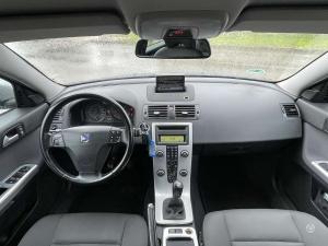 Zils Volvo V50 2011 Viļņa, ar dzinēja tilpumu 1.60 L un nobraukumu 364 tūkst. km par 3450 €, foto 7 vietnē AUTOMOTO.COM.LV