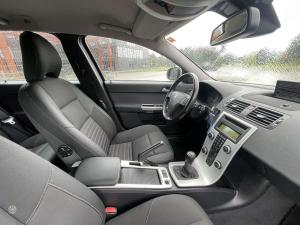 Zils Volvo V50 2011 Viļņa, ar dzinēja tilpumu 1.60 L un nobraukumu 364 tūkst. km par 3450 €, foto 8 vietnē AUTOMOTO.COM.LV