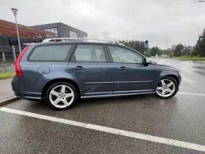 Zils Volvo V50 2011 Viļņa, ar dzinēja tilpumu 1.60 L un nobraukumu 364 tūkst. km par 3450 €, foto 12 vietnē AUTOMOTO.COM.LV