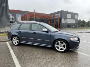 Zils Volvo V50 2011 Viļņa, ar dzinēja tilpumu 1.60 L un nobraukumu 364 tūkst. km par 3450 €, foto 24 vietnē AUTOMOTO.COM.LV