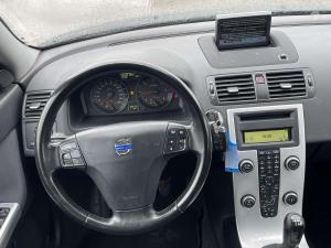 Zils Volvo V50 2011 Viļņa, ar dzinēja tilpumu 1.60 L un nobraukumu 364 tūkst. km par 3450 €, foto 31 vietnē AUTOMOTO.COM.LV
