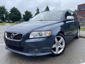 Zils Volvo V50 2011 Viļņa, ar dzinēja tilpumu 1.60 L un nobraukumu 364 tūkst. km par 3400 €, foto  vietnē AUTOMOTO.COM.LV