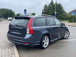 Zils Volvo V50 2011 Viļņa, ar dzinēja tilpumu 1.60 L un nobraukumu 364 tūkst. km par 3400 €, foto 13 vietnē AUTOMOTO.COM.LV