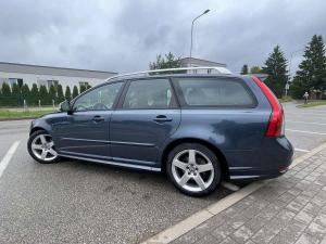Zils Volvo V50 2011 Viļņa, ar dzinēja tilpumu 1.60 L un nobraukumu 364 tūkst. km par 3400 €, foto 19 vietnē AUTOMOTO.COM.LV