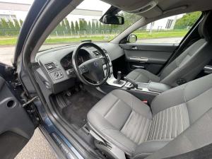 Zils Volvo V50 2011 Viļņa, ar dzinēja tilpumu 1.60 L un nobraukumu 364 tūkst. km par 3400 €, foto 30 vietnē AUTOMOTO.COM.LV