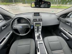 Zils Volvo V50 2011 Viļņa, ar dzinēja tilpumu 1.60 L un nobraukumu 364 tūkst. km par 3400 €, foto 33 vietnē AUTOMOTO.COM.LV