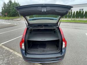 Zils Volvo V50 2011 Viļņa, ar dzinēja tilpumu 1.60 L un nobraukumu 364 tūkst. km par 3400 €, foto 34 vietnē AUTOMOTO.COM.LV
