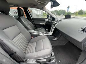 Zils Volvo V50 2011 Viļņa, ar dzinēja tilpumu 1.60 L un nobraukumu 364 tūkst. km par 3400 €, foto 36 vietnē AUTOMOTO.COM.LV