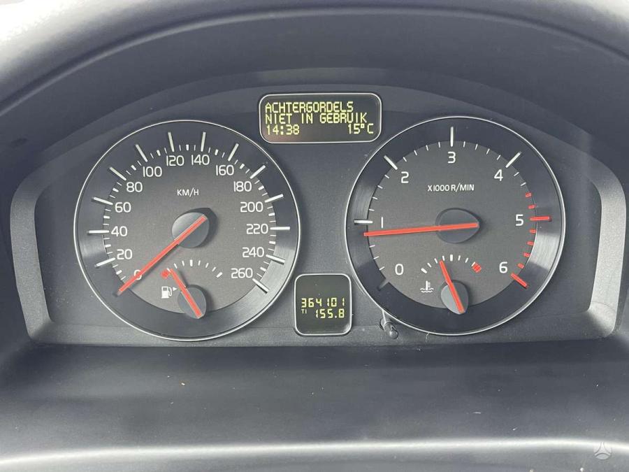 Zils Volvo V50 2011 Viļņa, ar dzinēja tilpumu 1.60 L un nobraukumu 364 tūkst. km par 3400 €, foto 40 vietnē AUTOMOTO.COM.LV