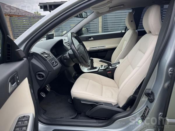 Zils Volvo V50 2011 Jelgava, ar dzinēja tilpumu 1.60 L un nobraukumu 257 tūkst. km par 4350 €, foto 9 vietnē AUTOMOTO.COM.LV