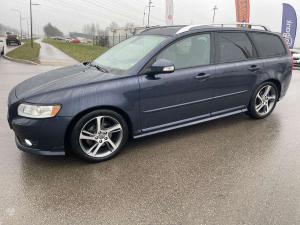 Blue Volvo V50 2012 in Kaunas, with an engine capacity of 1.56 L and mileage of 235 thousand km for 4450 €, photo 3 on AUTOMOTO.COM.LV