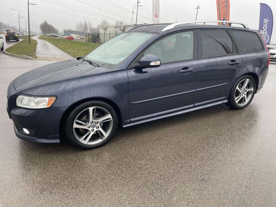 Blue Volvo V50 2012 in Kaunas, with an engine capacity of 1.56 L and mileage of 236 thousand km for 4450 €, photo 7 on AUTOMOTO.COM.LV