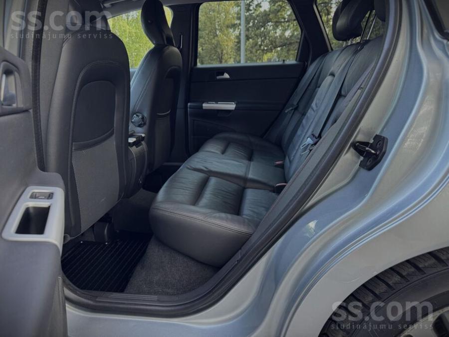 Blue Volvo V50 2012 in Jurmala, with an engine capacity of 1.60 L and mileage of 339 thousand km for 3800 €, photo 18 on AUTOMOTO.COM.LV