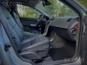 Blue Volvo V50 2012 in Jurmala, with an engine capacity of 1.60 L and mileage of 339 thousand km for 3800 €, photo 20 on AUTOMOTO.COM.LV