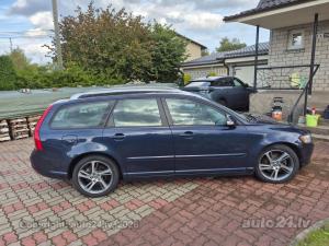 Zils Volvo V50 2012 Jegeva, ar dzinēja tilpumu 1.60 L un nobraukumu 131 tūkst. km par 6000 €, foto 3 vietnē AUTOMOTO.COM.LV