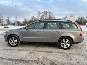 Brown Volvo V50 2006 in Cesis, with an engine capacity of 1.60 L and mileage of 225 thousand km for 3650 €, photo  on AUTOMOTO.COM.LV