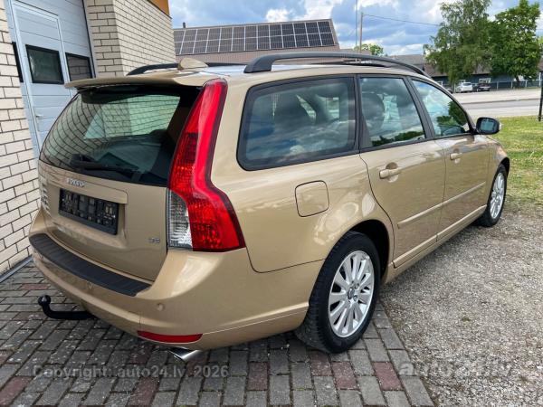 Brown Volvo V50 2007 in Paide, with an engine capacity of 2.40 L and mileage of 302 thousand km for 4999 €, photo 7 on AUTOMOTO.COM.LV