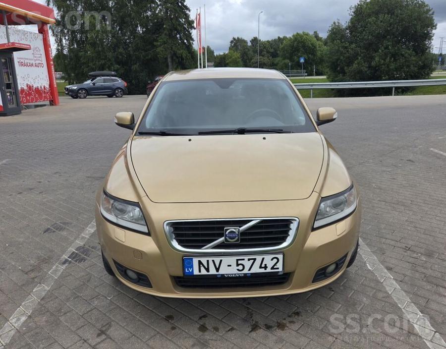 Brūns Volvo V50 2008 Talsi, ar dzinēja tilpumu 1.60 L un nobraukumu 355 tūkst. km par 1500 €, foto 6 vietnē AUTOMOTO.COM.LV